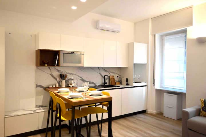 Modern And Luxurious Apartment In Savona District - Milão