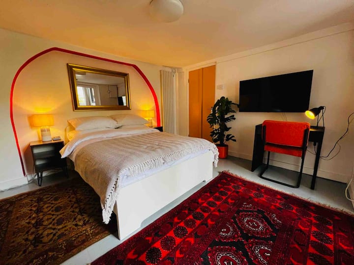 Beautiful Studio In Camberwell. - Whitehall