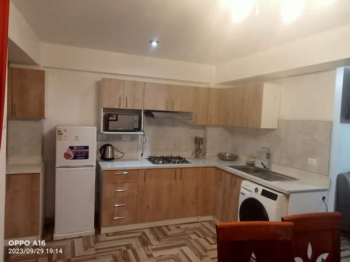 Edificio De 6 Pisos  Con 5 Apartamentos - Huaraz