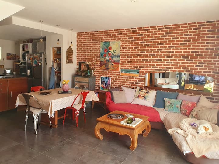 Chambre Dans Maison D'artiste - Rousset