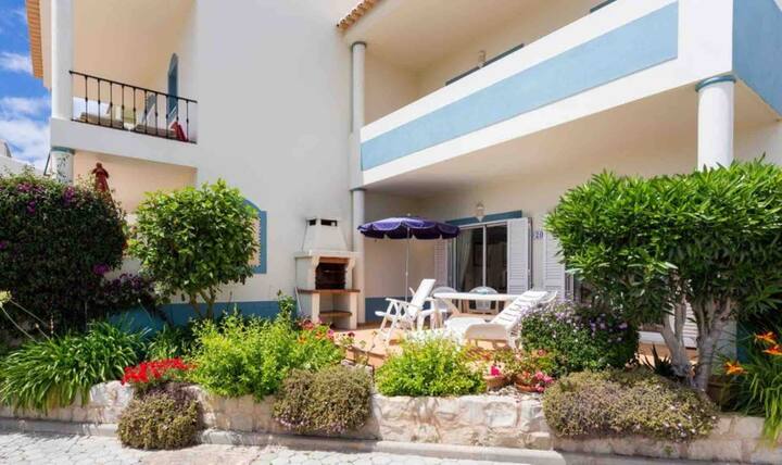 Villa / Casa De Pueblo Con Vistas A La Playa Meia Praia En Lagos En Un Complejo Con Dos Piscinas - Lagos