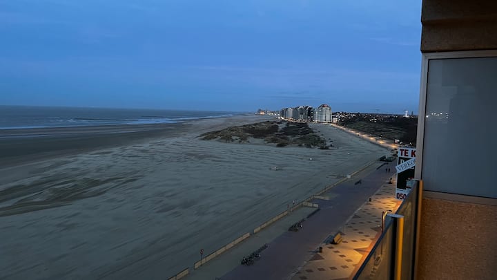 Uniek Appartement Op Zeedijk Met Parkeergarage - Knokke-Heist