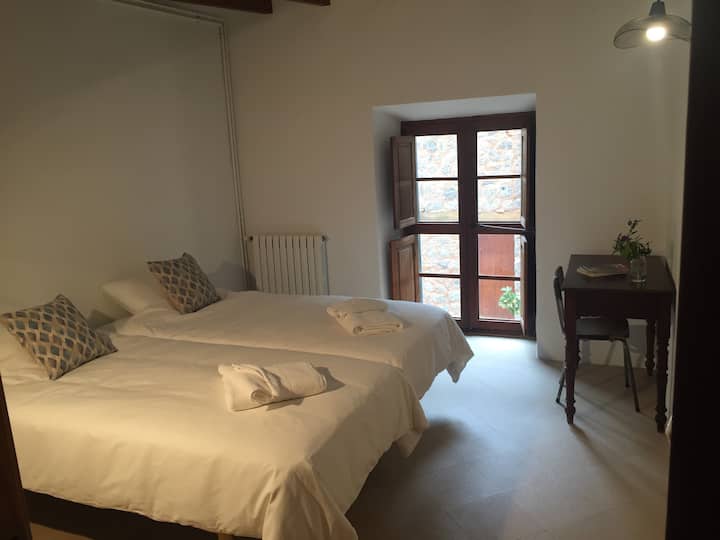 Double Room For 2 People Private Bathroom In Deià - Port de Sóller