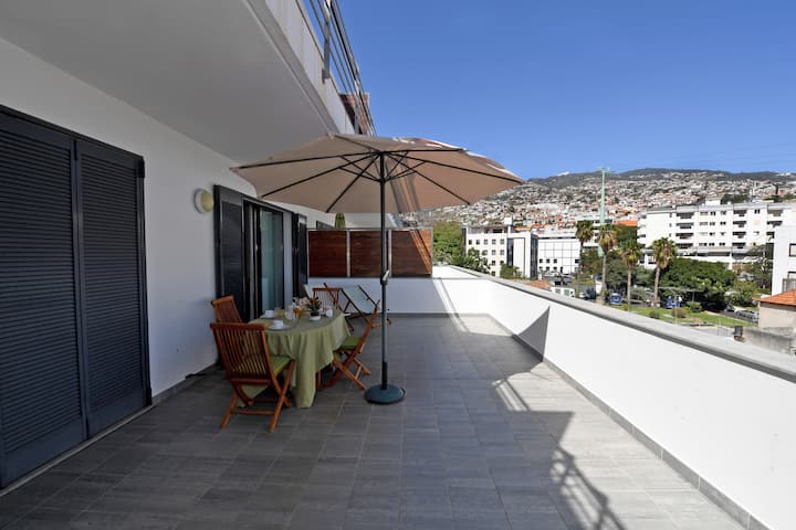 Central  Apartment Close To The Farmers Market - Funchal
