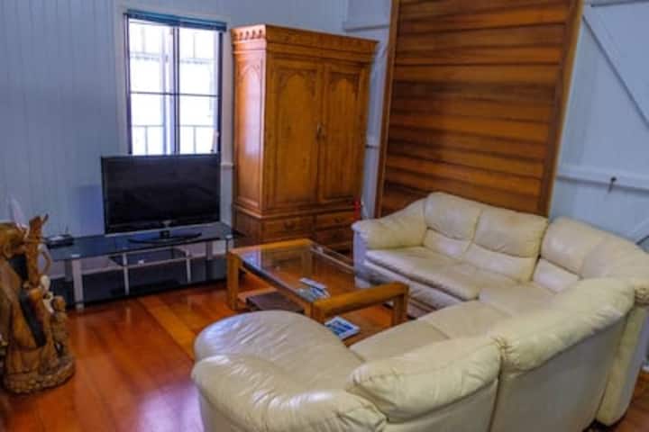 Majestic 5 Timber Queenslander - Cairns