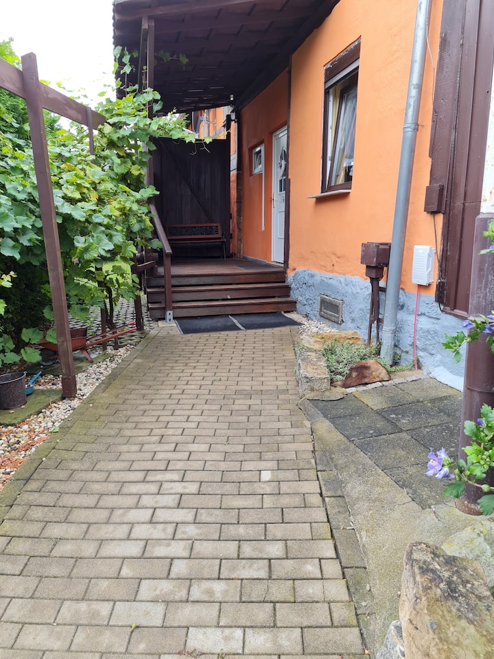 Ferienwohnung "Zur Scheune"
180,-€ Für 6 Person - Pulsnitz