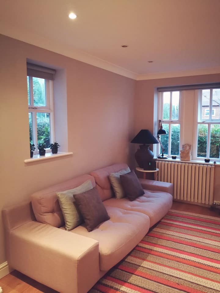 My Little Unique Place - Barnet