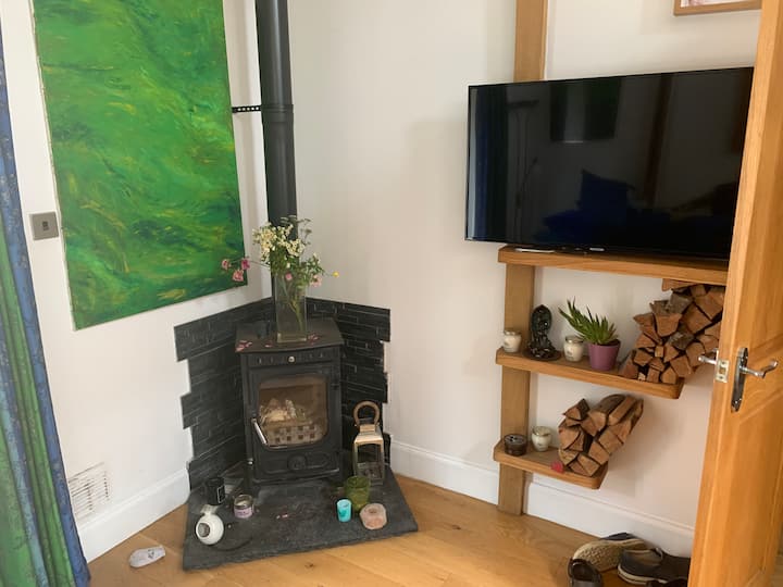 Nr Henley, A Small Woodland Lodge - Henley-on-Thames