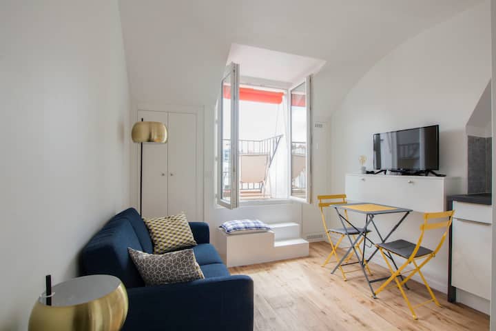 Cosy Small 1 Bedroom - Marais Beaubourg - Balcony - Paris