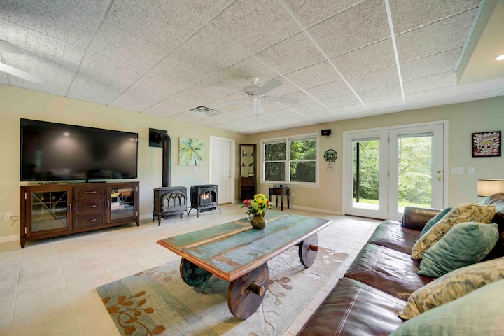 Little Cove / Hot Tub &Wi-fi / Unlimited Firewood - Franklin, NC