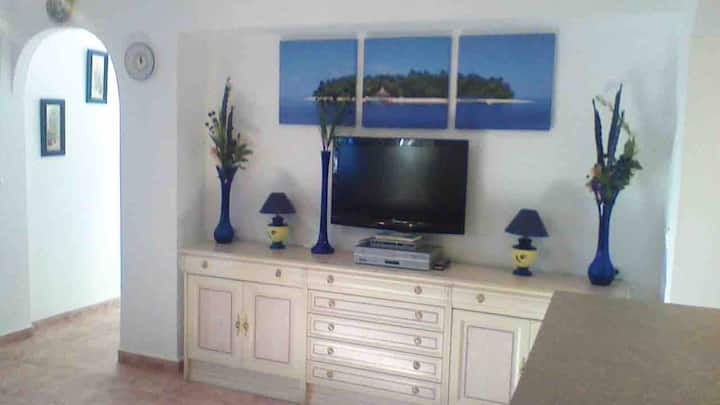 Fantastic Ground Floor Frontline 2 Bed Apartment - Costa Tropical