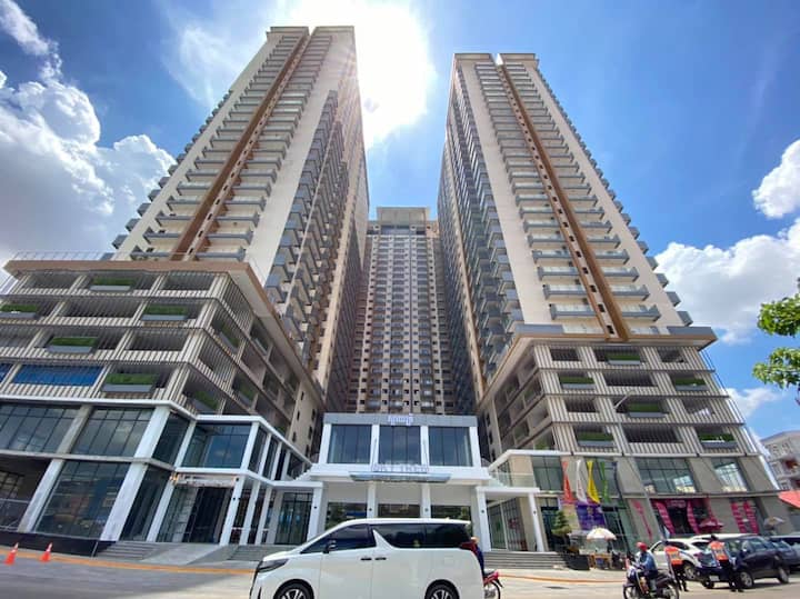 2bedrooms Condo In The Skyline - Nom Pen