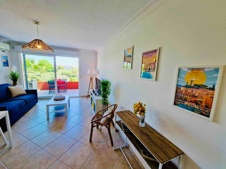 Apt 4 Pers: Terrasse Vue Mer, Clim, 400 M De Plage - Antibes