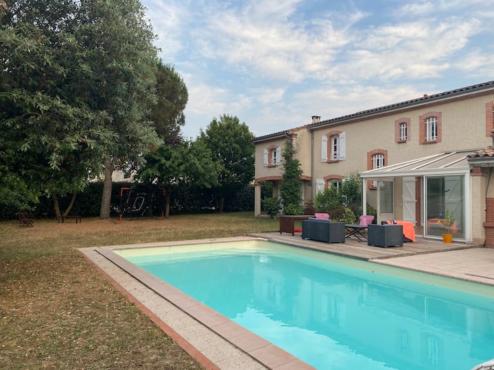 Belle Villa Familiale Avec Piscine - Toulouse-Blagnac Airport (TLS)
