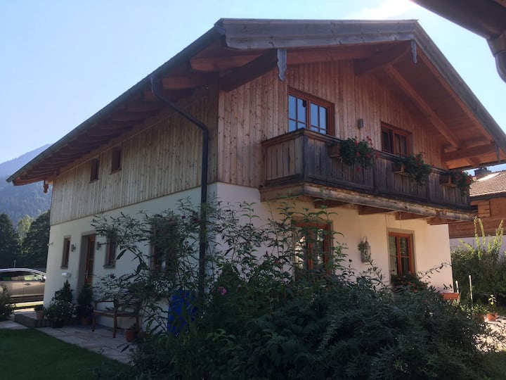 Idyllische Ferienwohnung Am Berg - Rottach-Egern
