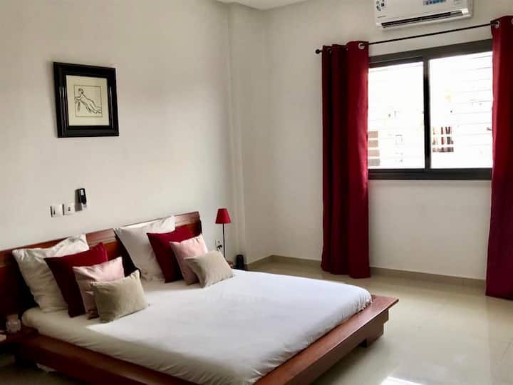 Chambre Privée Dans Bel Appartement - Abidjan