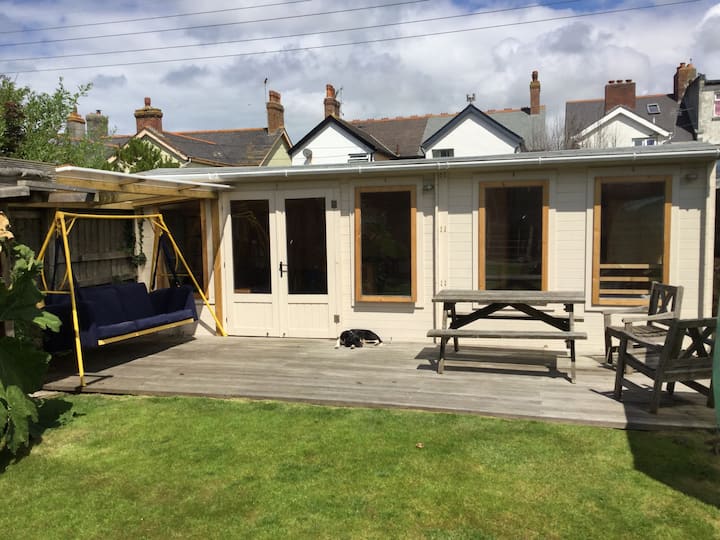 The Cabin, Crooklets. Close To Beach And Town - Bude