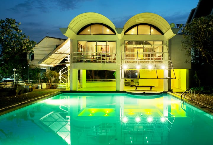 The Bohemian Pool House - Bangkok