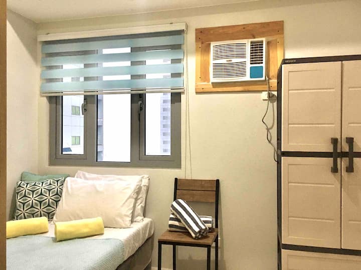 1br Promo Wi-fi Netflix Grass Residences Ste48 - Quezon City