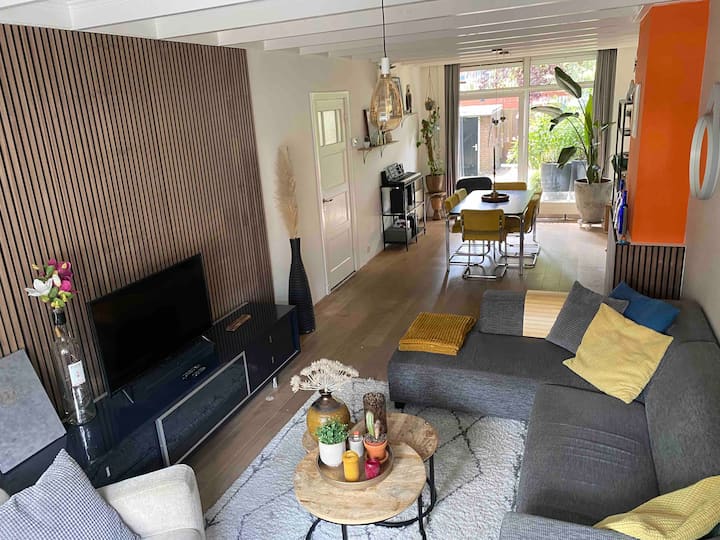 Cosy House With Spacious Garden - Utrecht