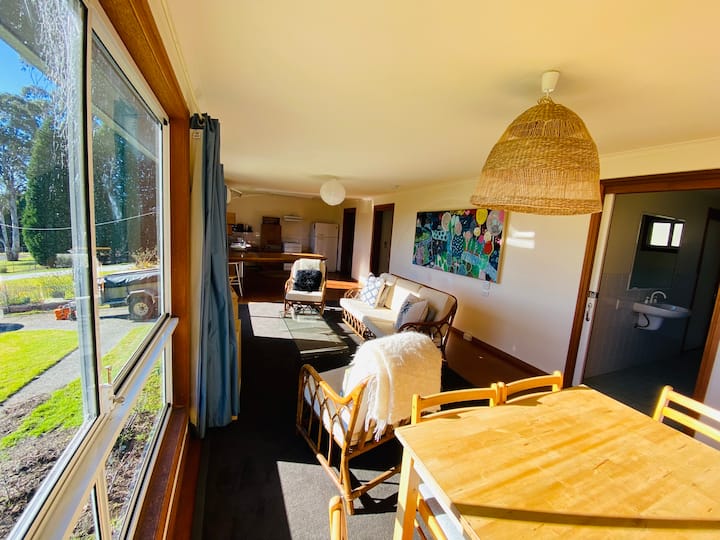Cottage With  Magnificent Views - Moss Vale