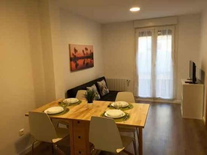 Apartamentos Jurramendi Los Arcos 3 Con Terraza - Apartamento 2 Hab. 2-6 Plazas - Estella