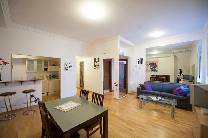 Apartment In Tallinn Hall Square - Tallinn