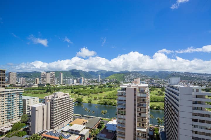 Super Comfortable Condo Waikiki Free Parking - Honolulu, HI
