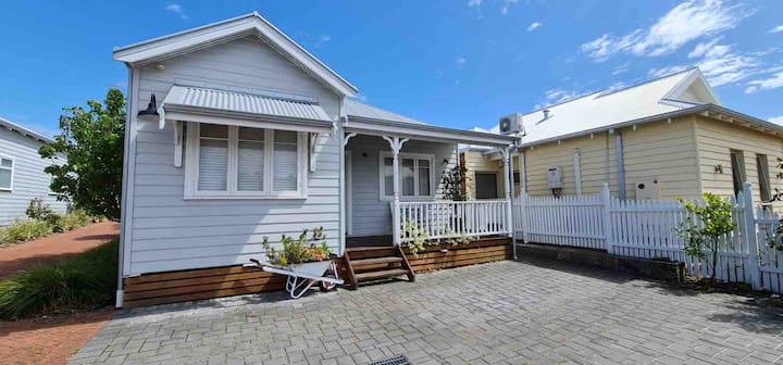 Entire Cottage In Heart Of East Victoria Park - Victoria Park