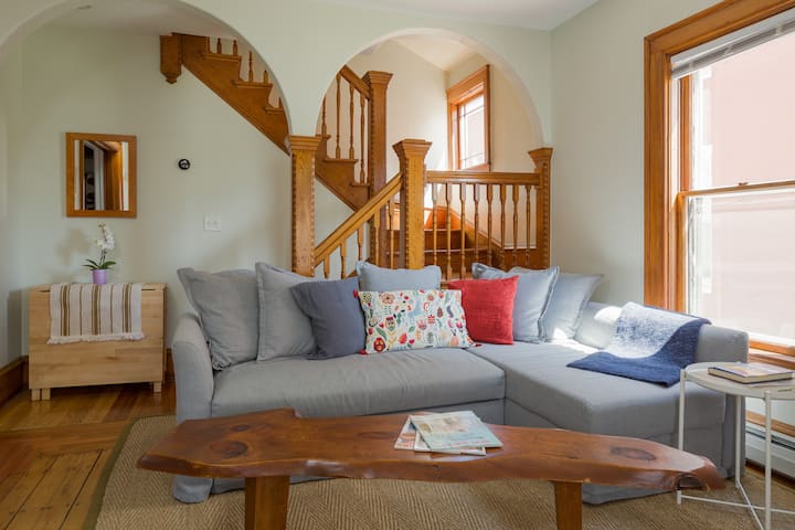 On Battery Park - Pet Friendly - Burlington, VT