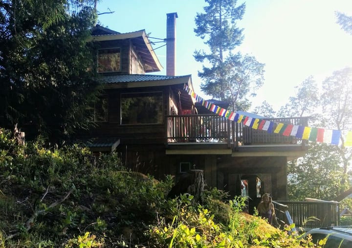 Cliff Pagoda Winter Spring Special - Salt Spring Island