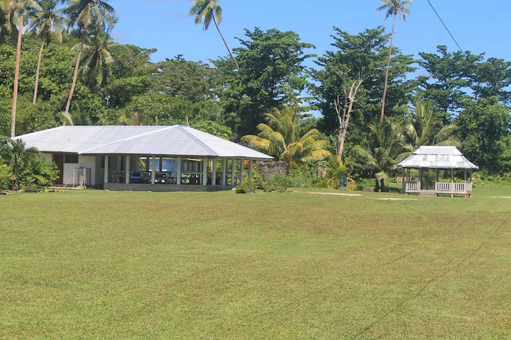 Vaiula Beach Fales, Dinner & Breakfast Included - Samoa
