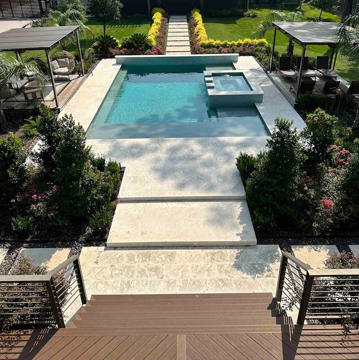Pool House Paradise - Houston, TX