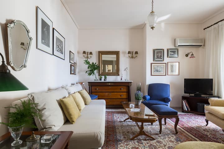 Enjoy Your Stay In This Cozy & Luxurious Apartment - Atenas