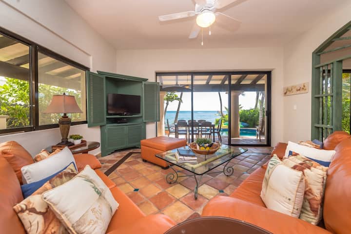 Beautiful Hacienda Style Villa Located On White Sandy Beach, Pool, Ac, Wifi! - Akumal