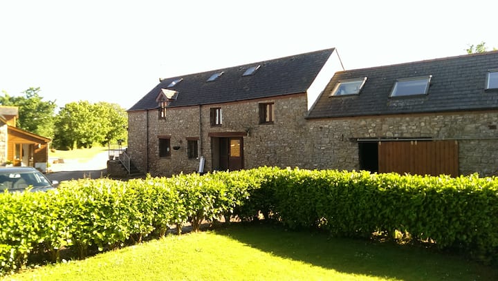 Idyllic Barn Conversion With Woodburner Nr Tenby - Saundersfoot