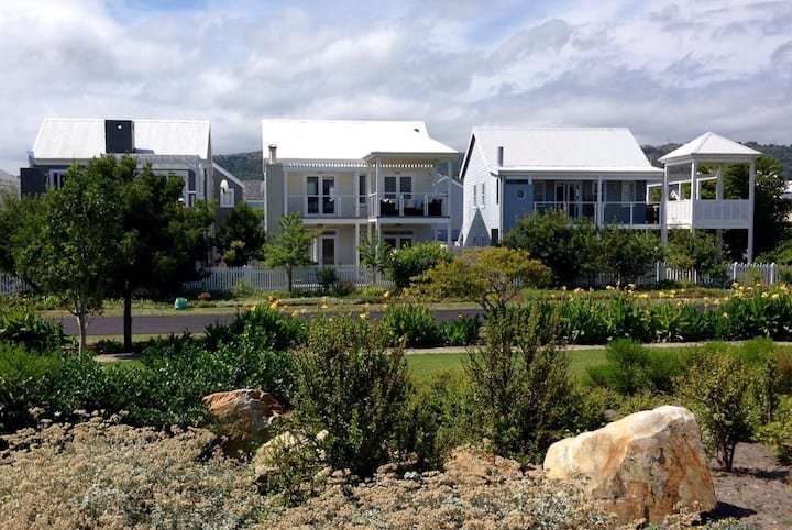 Enchanting Thesen Island Retreat - Knysna