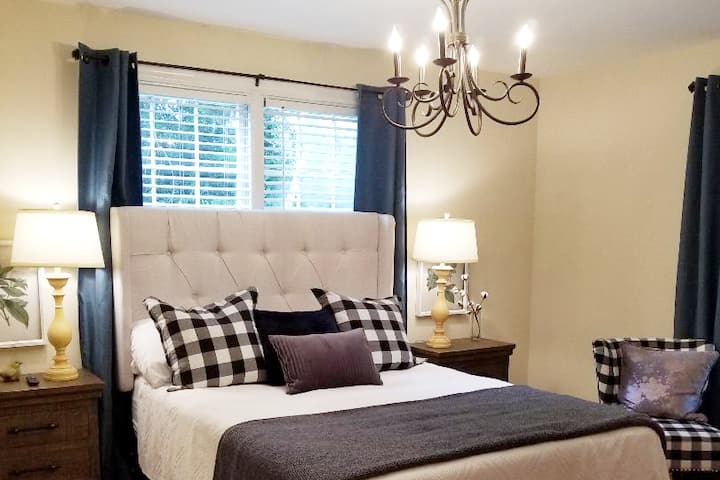 Downtown Cotton Flower Cottage. North Main Area - Greenville, SC