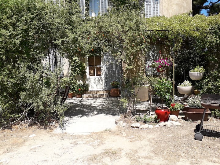 Mas Provençal Du Xviiie - Marseille