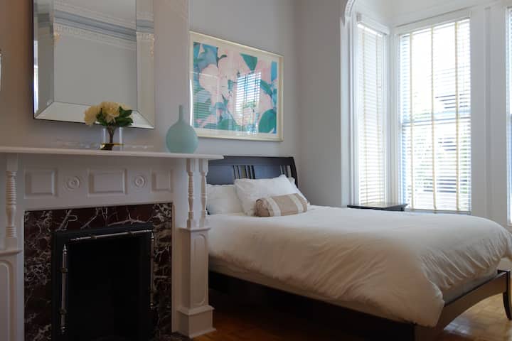 Pacific Heights Stunning Studio Condo - San Francisco