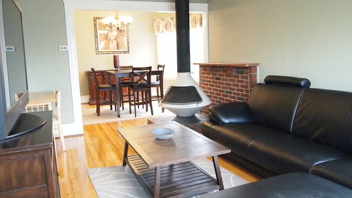 3br Spacious Home Close To Boston With Parking - Somerville, MA