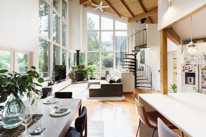 Custom Mid-century House In A Serene Forest Setting - Bellevue, WA