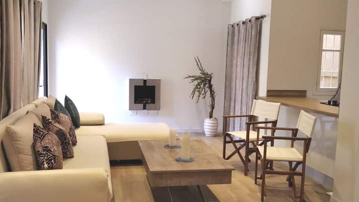 Stylish Central Beirut 1bdr 2bths Studio - Beirut