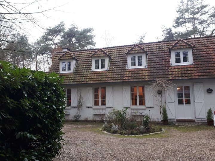 Grande Villa De Charme Dans Domaine Boisé. - Herentals
