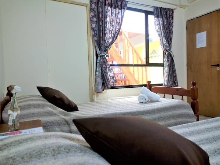 Hab. Económica Y Céntrica: ¡Tu Opción Ideal! - El Calafate