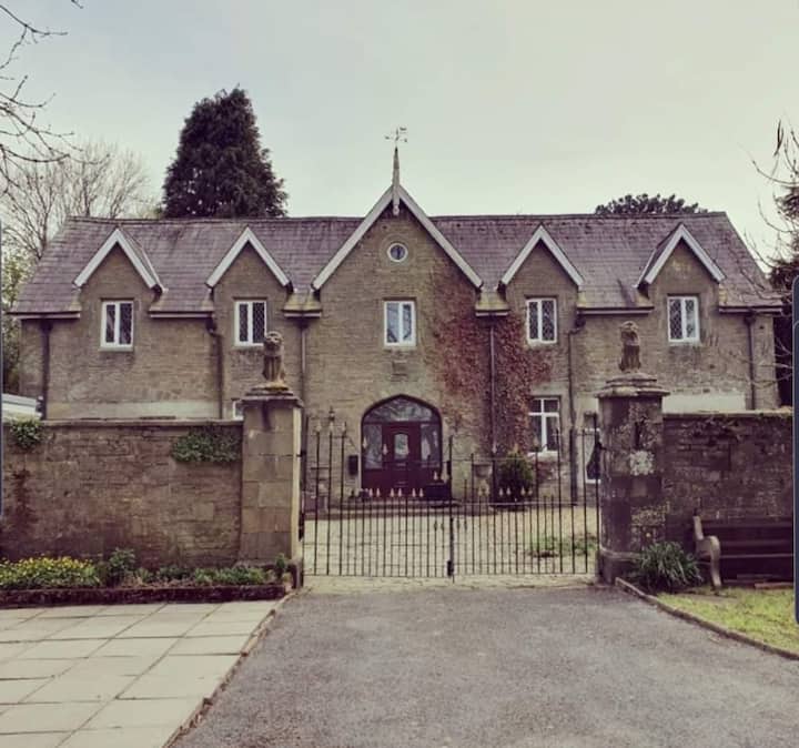 The Coach House A Unique Property Built In 1860 - Llangennith