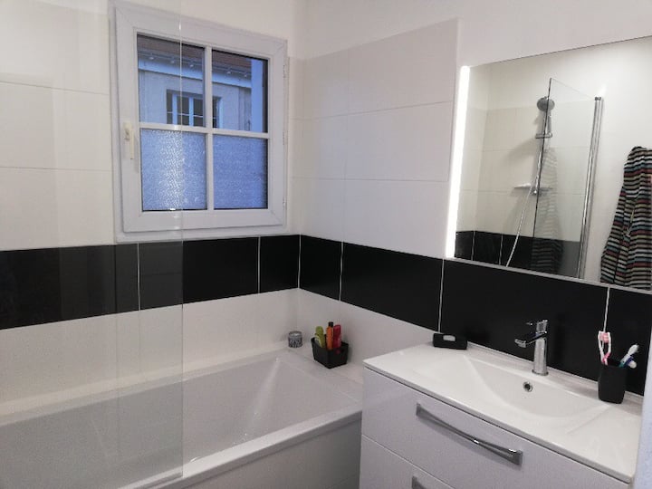 Loue Chambre Dans Une Maison Quartier Prebendes - Joué-lès-Tours