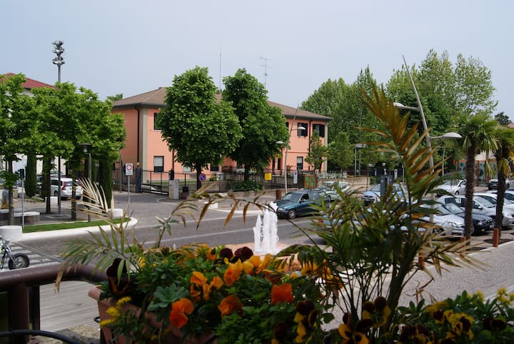 La Rosa In Centro A Lugana Di Sirmione - Sirmione