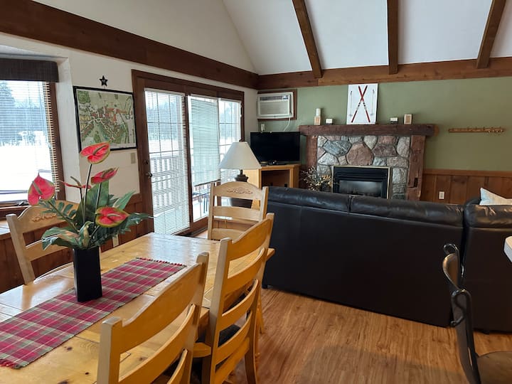 Condo Right On Golf Course - Thompsonville, MI