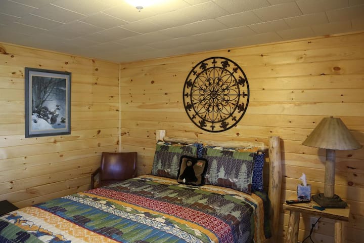 Elk's Den - Schroon Lake, NY